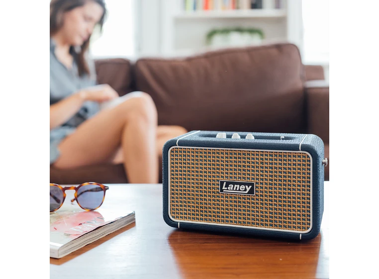 Laney F67 Lionheart Bærbar bluetooth høyttaler - Evenstad Musikk